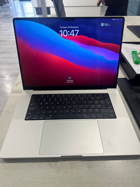 Macbook Pro. M1 Pro sotiladi