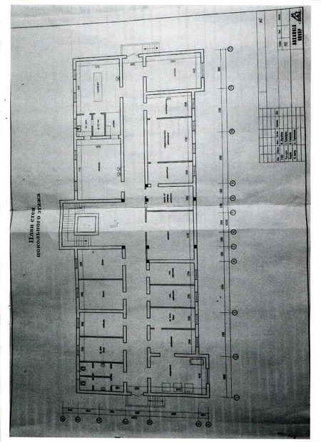 Срочно! Центрда, 4 кабатлы,  2700 кв, имарат сатылады.