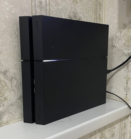 PlayStation 4 500Gb Model CUH-1208A