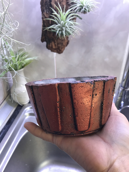 Продам цветочные горшки из бетона!