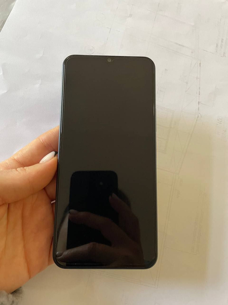 Vivo Y35 в идеальном состоянии