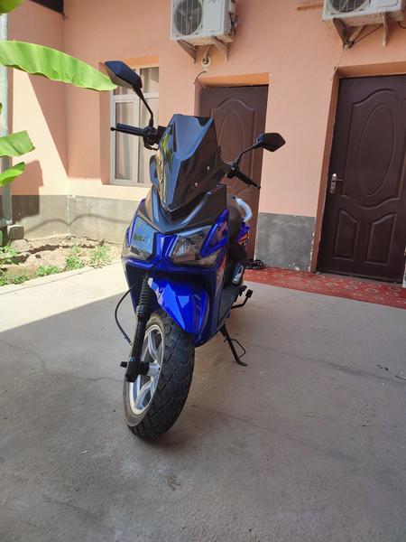 Продам скутер 150 BVSR