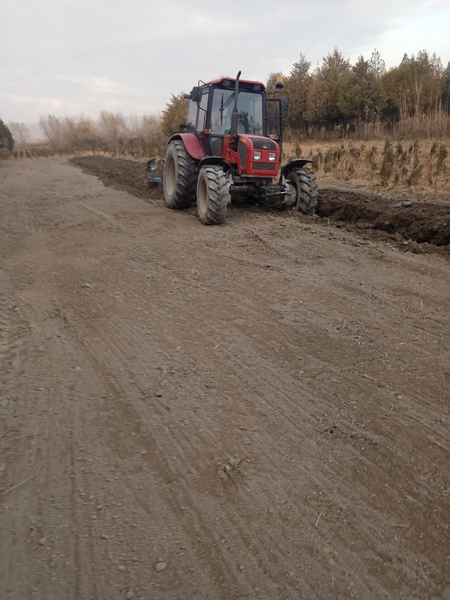 Traktor yangi yili 2017 sifati a'lo garantiyasi bor