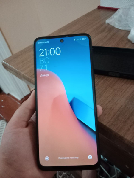 Телефон марка Xiaomi redmi 12