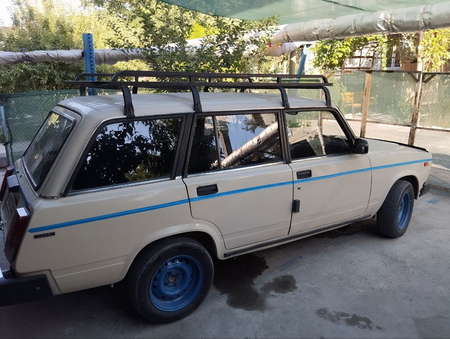 Продам ваз 2104.