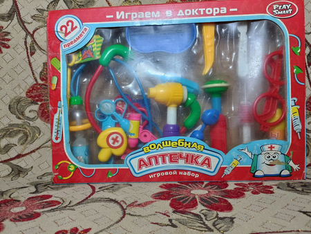 Много игрушек для девочек
