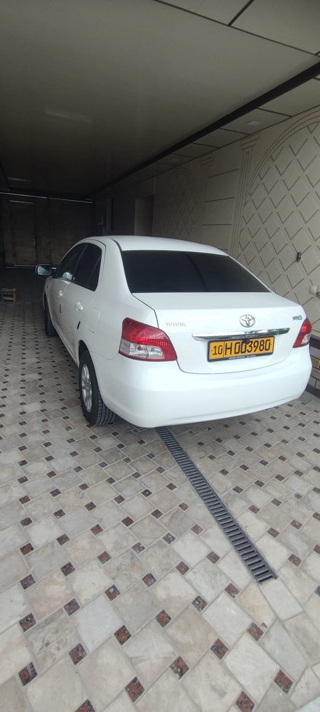 Тойота Ярис Автомат Yaris 1.5 l машина идеал 2008 срочно сотилади