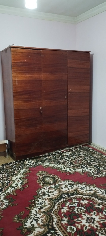 Kvartira sotiladi