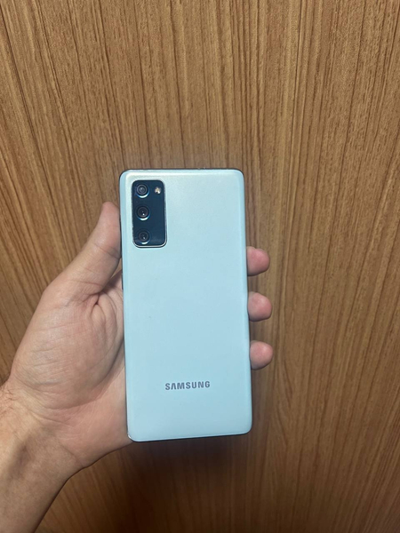 Galaxy S20FE 6.128 gb