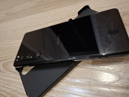 Продаётся Sony Xpreria 1 Mark II 8/128 Black