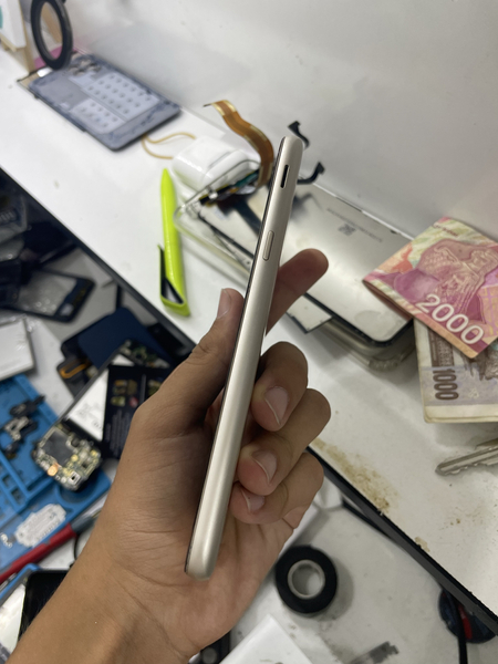 Samsung J5 2017 срочни сотилади