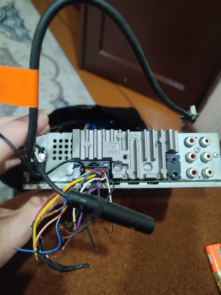 Авто Магнитофон Pioneer deh-8450bt (дельфин).