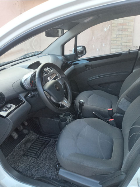 Chevrolet Spark M T