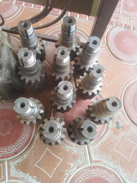 Kamaz reduktor zapchastlari mavjud