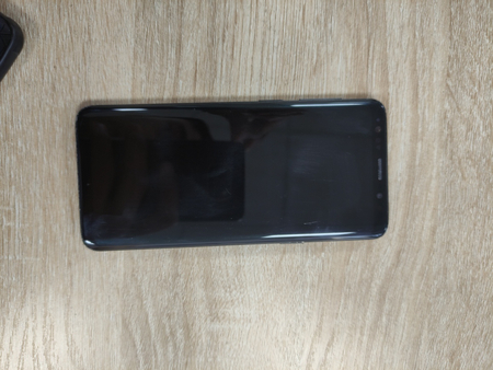 Samsung S9 (64 gb)
