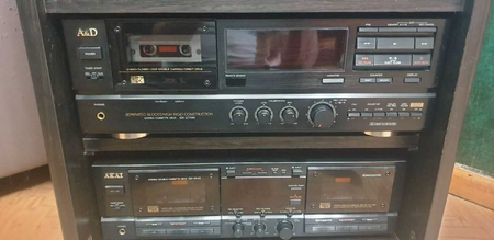 Продам стойку AKAI