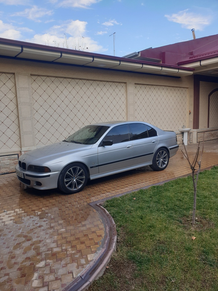 Продаётся BMW e39 m52 1996года япошка