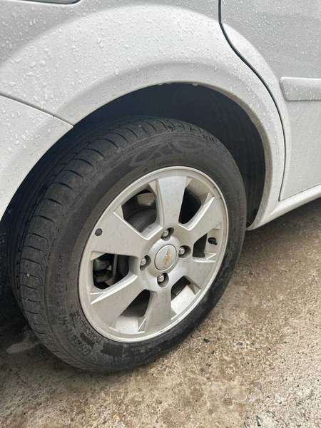 Продается Chevrolet Lase
