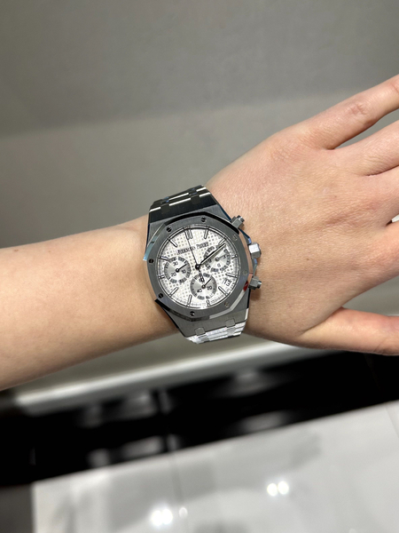 NEW Audemars Piguet Royal Oak Chronograph 41 mm 50TH ANNIVERSARY