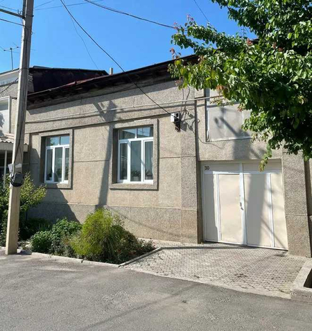 Учтепа тумани Истирохатда ховли сотилади. NR494/35