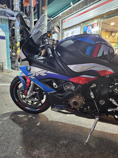 BMW S1000RR matatsikel