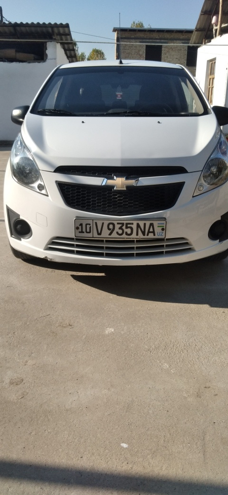 CHEVROLET SPARK В хорошем состоянии