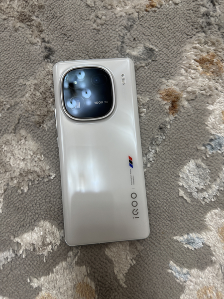 Vivo IQOO 12 pro