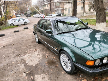 Bmv 735 arzon xolati yaxshi