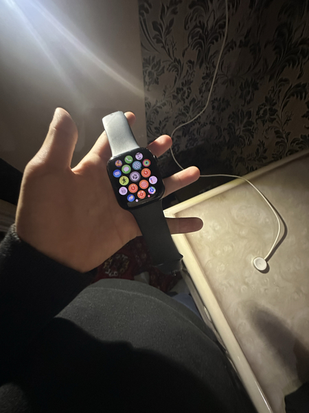 Apl watch продаю