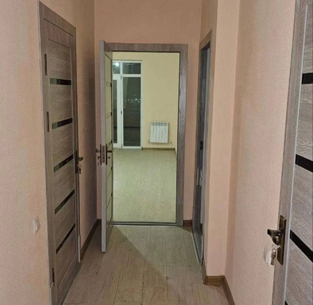 Продается 2 ком квартира метро Буюк Ипак Буз базар