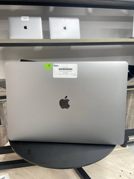 продается MacBook Pro