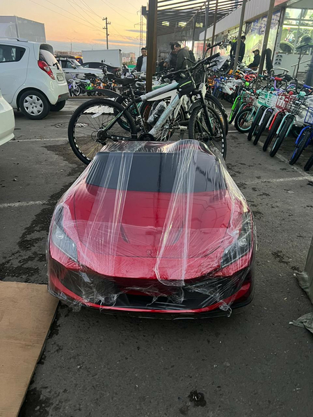 Ferrari moshinamiz yengi 100kg ves oladi