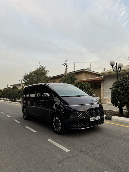 Hyundai Staria Full komplektatsiyada