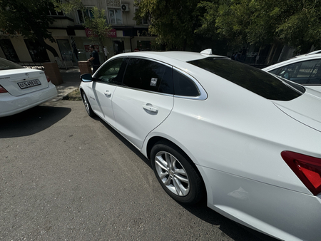 Malibu 2  2turbo kraska toptozaa km 1000%xalol