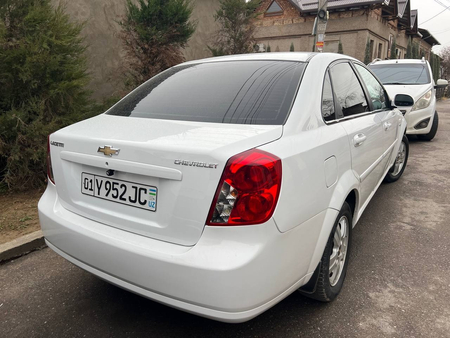 Arendaga beriladi faqat toshkent shaharga nahtka sotilmidi
