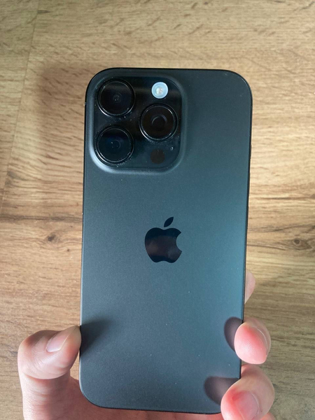 Iphone 16 pro black 128gb