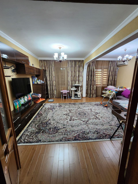 Продается квартира 4/3/5 100м2. Ор Авиагородок, аэропорт.