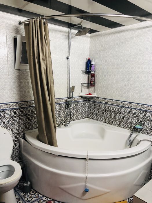 Продажа дома. 10 сот. 5 комнат. Кибрай. Магараж