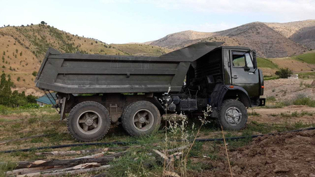 Kamaz (samosval) sotiladi