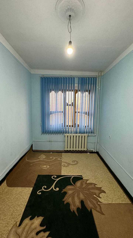 4 xonali  3-qavat tezda sotiladi manzil Gor bolnitsa