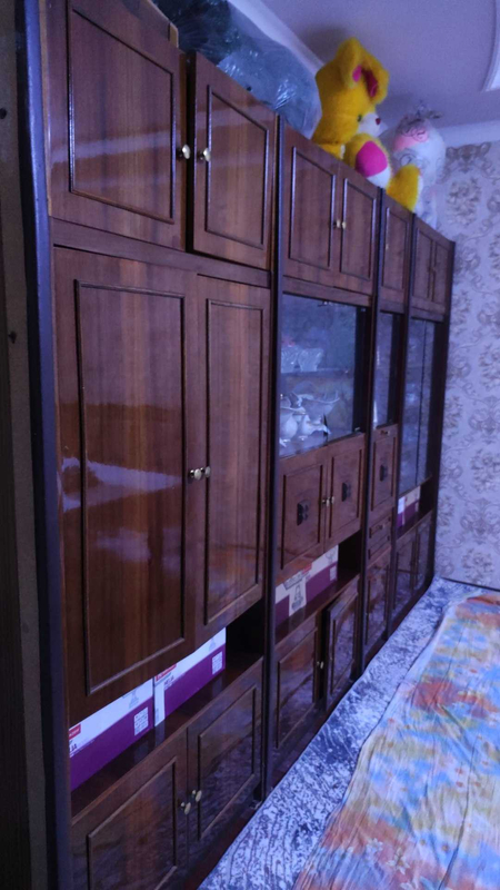 Garnitura qasnda kiyim shkafi bar