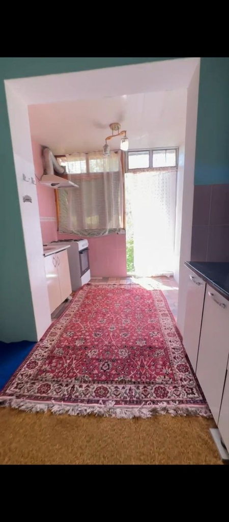 Продаётся 2х комнатная квартира.