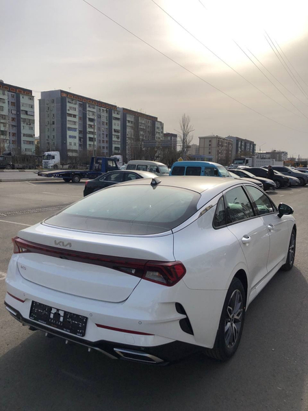 KIA K5 2024 yangi