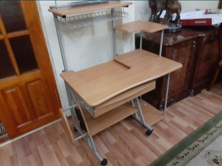 Компьютерный стол