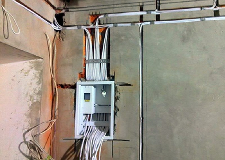 ZIS Elektrik xizmatlari 24/7 qongiroq qilshila mumkun