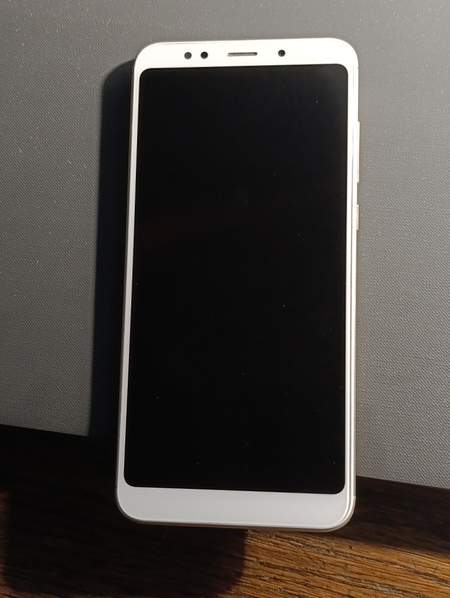 Продам Xiaomi Redmi 5+