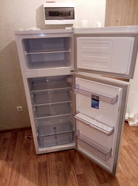 (beko) Холодильник двухкамерный Производство Россия Доставка бесплатно