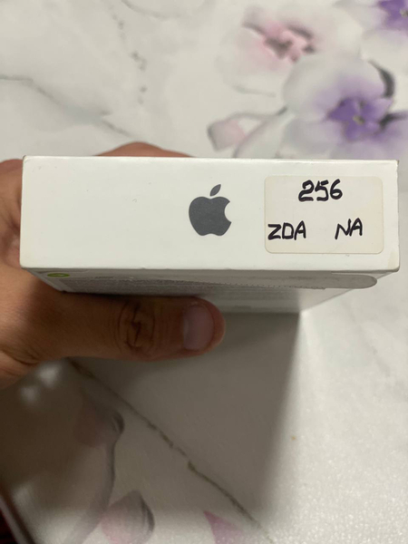 iPhone 14 pro max 256