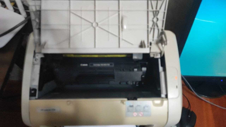 Принтер HP LJ 1018 черно-белый