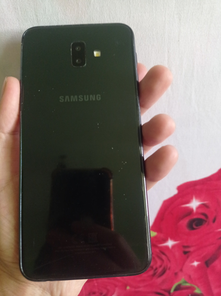 Samsung j6+ orginal srochna sotuladi holadi rasmdagidek aybi yoq